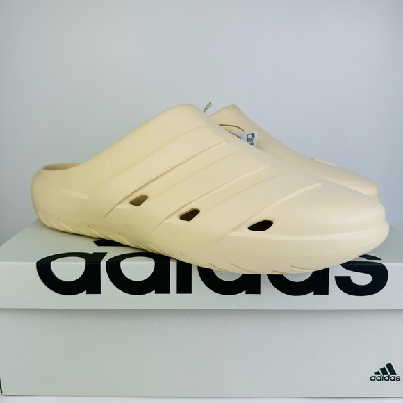 adidas | Shoes | Adidas Adicane Sand Strata Clogs Slides Wliners Hq996 ...